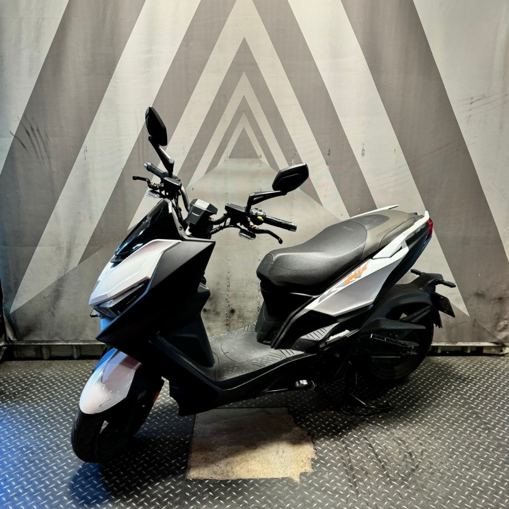 【保固車】【0元交車】2022年 KYMCO 光陽 KRV 180 無鑰匙鍊條版 機車 ABS TCS 雙碟 | 蝦皮購物