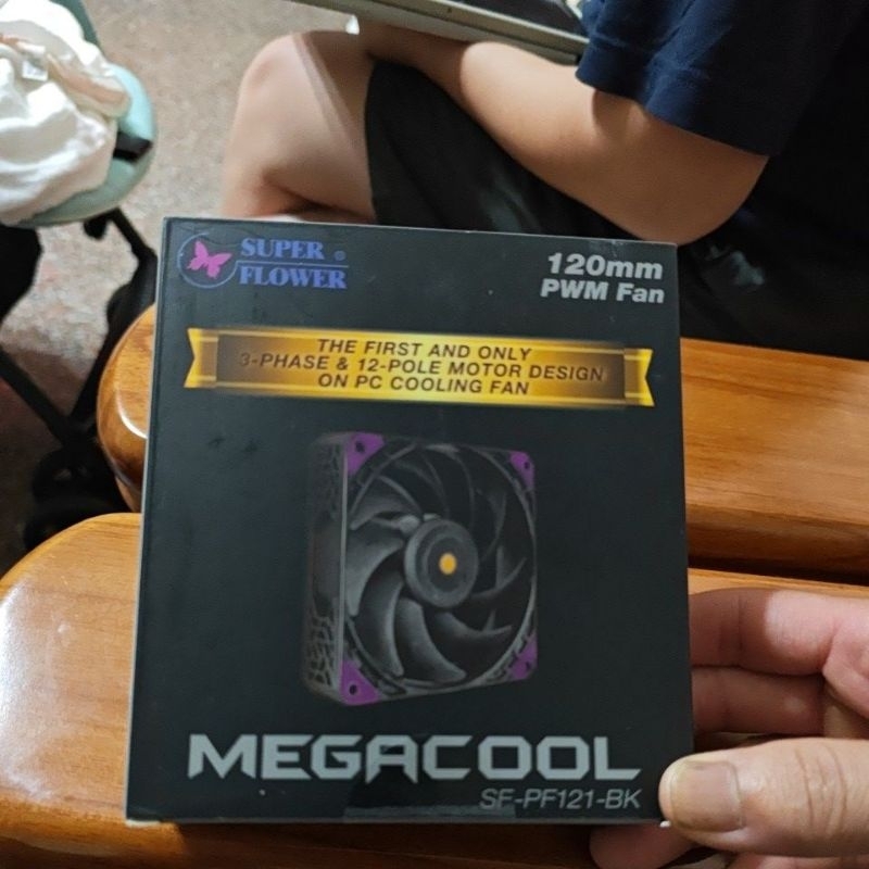 Super Flower振華 MEGACOOL 12cm 效能扇/雙滾珠軸承/LCP扇葉/3相12極馬達 | 蝦皮購物