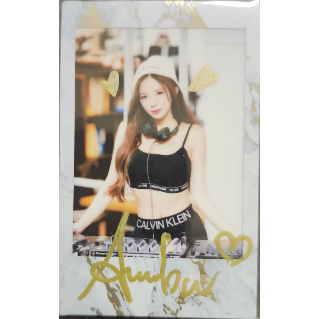 DJ AMBER NA 藍星蕾 超美 親筆簽名拍立得 場邊/活動簽 | 蝦皮購物