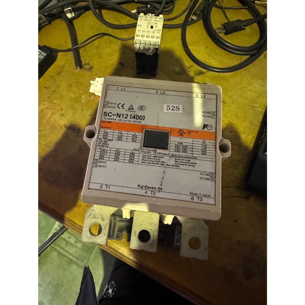 日本外匯中古 富士FUJI電磁接觸器400A電磁開關SC-N12 SCN12 220V電磁接觸器400A電磁開關 | 蝦皮購物