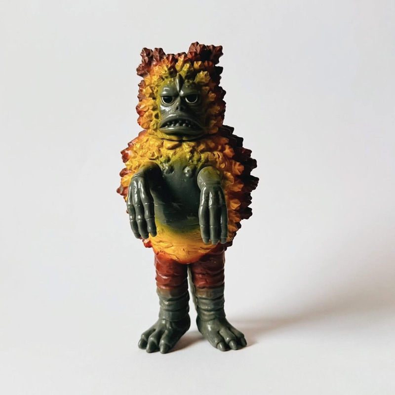 バンダイ｜𝗕𝗔𝗡𝗗𝗔𝗜 ウルトラ怪獣シリーズ ガラモン 𝗚𝗮𝗿𝗮𝗺𝗼𝗻 隕石怪獸 卡拉蒙 日本製 超人力霸王 怪獸 軟膠 | 蝦皮購物