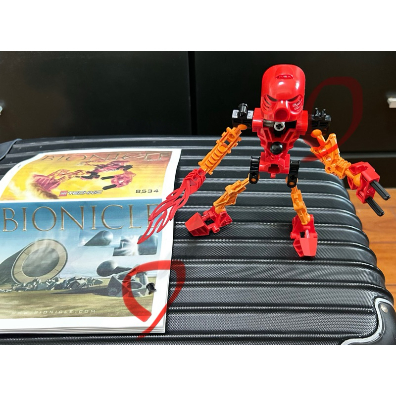 “小咩寶的樂高屋”～LEGO 樂高 8534 生化戰士 火焰Tahu BIONICLE 2001年 二手，磚況良好～ | 蝦皮購物