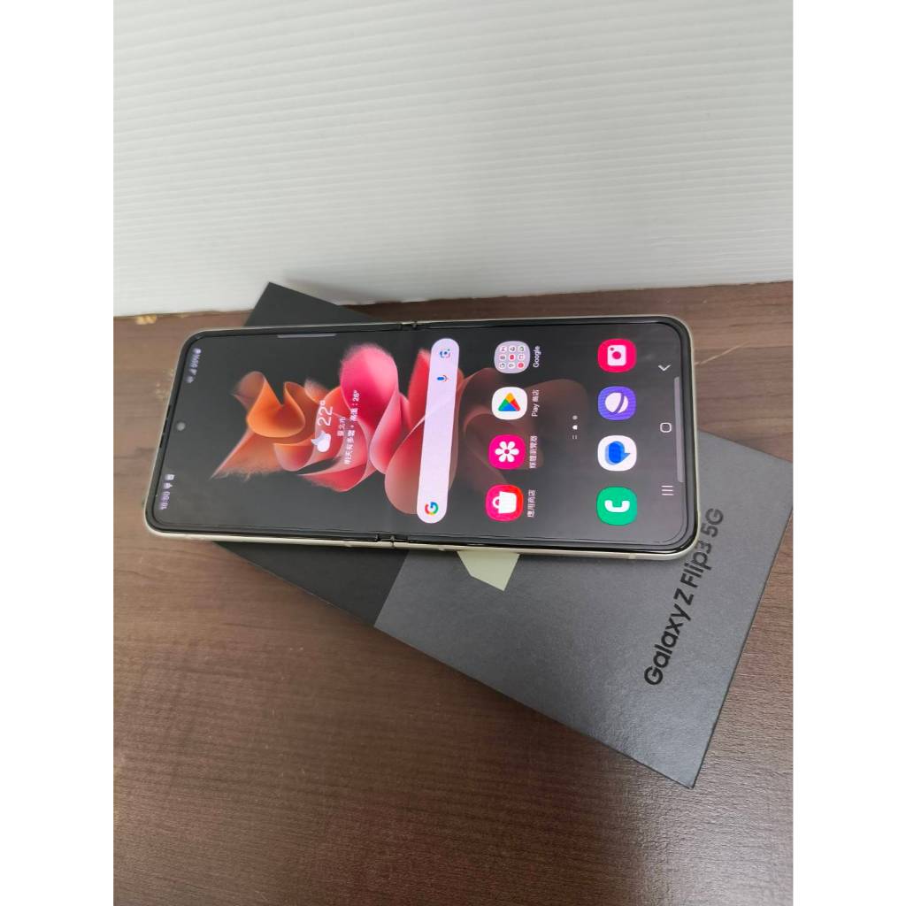 Samsung Galaxy Z Flip 3 (8G/256G) 6.7吋 5G ~ (38599) 零件機 | 蝦皮購物
