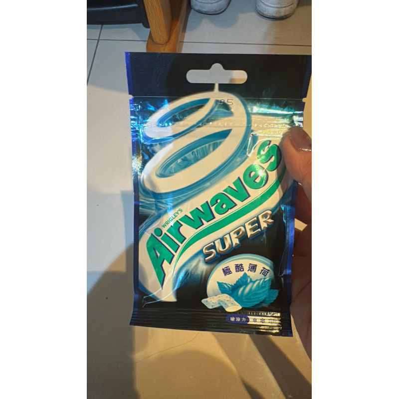 Airwaves super極酷嗆涼/超涼薄荷 無糖口香糖28g | 蝦皮購物