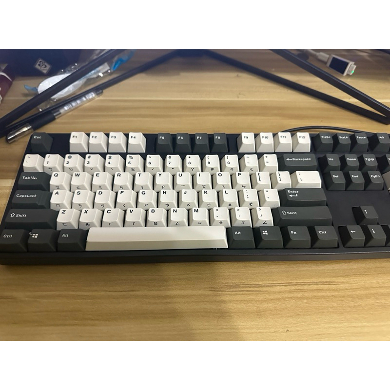 IKBC CD108 機械式鍵盤 青軸/中文/側刻/PBT/CHERRY MX軸/可調腳架/附拔鍵器 二手近全新 | 蝦皮購物