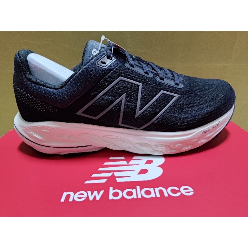 NEW Balance M860K14 4E US10.5 28.5CM | 蝦皮購物