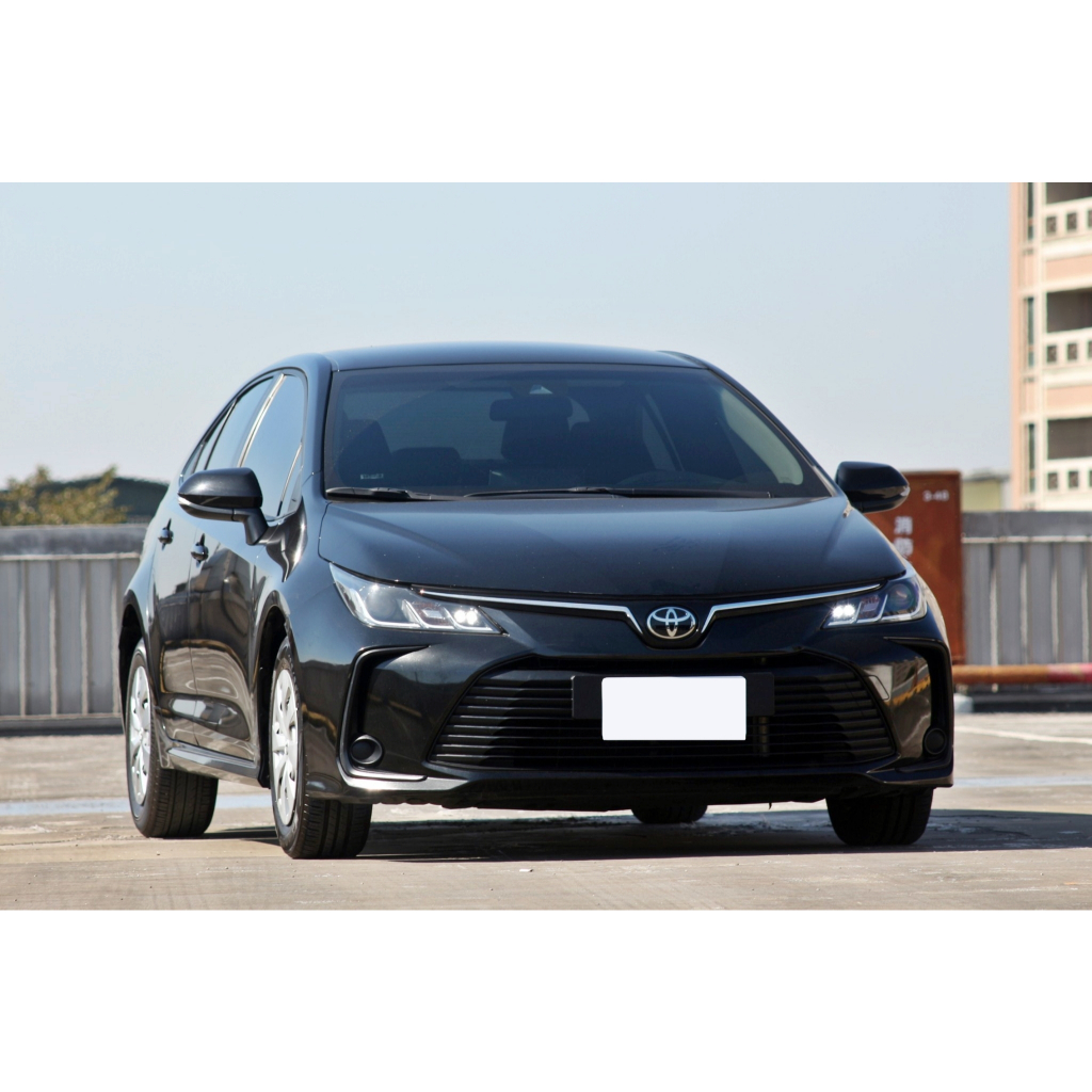 2021 TOYOTA ALTIS 12代 經典版 不能認證 反映在價格上 | 蝦皮購物