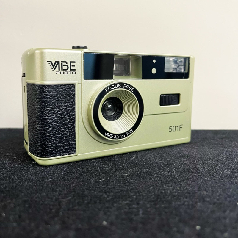 [135底片相機][八成新]德國 VIBE PHOTO 501F 內建閃光燈。 | 蝦皮購物