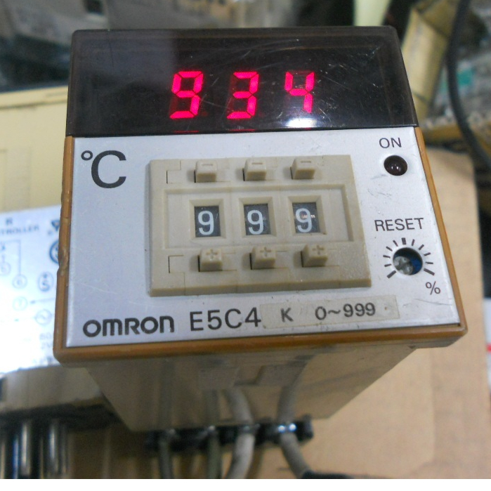 OMRON 溫控器 E5C4-R20K K 0~399度 E5C3 110v (D1-2) | 蝦皮購物