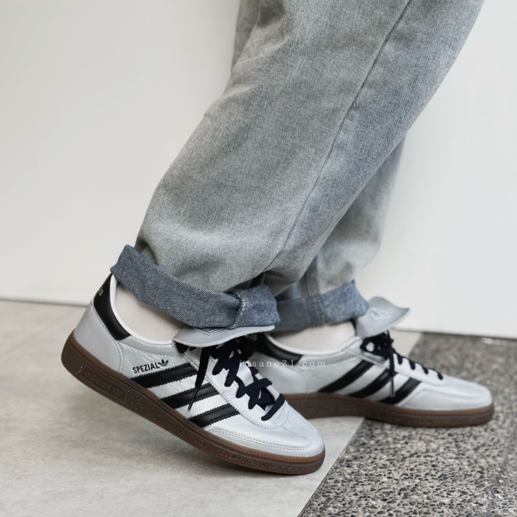 ADIDAS HANDBALL SPEZIAL 亮銀 翻鞋舌 大鞋舌 焦糖底 JS0599【Insane-21】 | 蝦皮購物