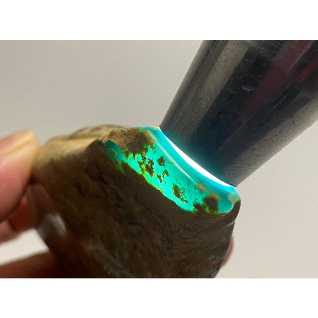 【瓜地馬拉原石】 126g TA-354 冰種藍水料 顏色夢幻乾淨 可巧雕取件 瓜料 危料 | 蝦皮購物