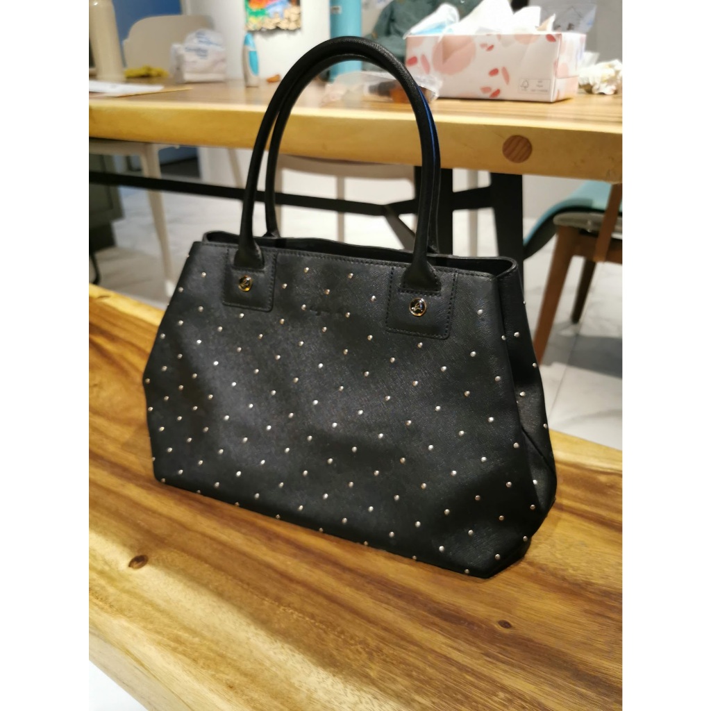 稀有 經典 絕版 牛皮 皮革 托特包 新品購買1萬2台幣 法國 agnes b. 金屬點點風 龐克 肩背包 子母包 二手 | 蝦皮購物