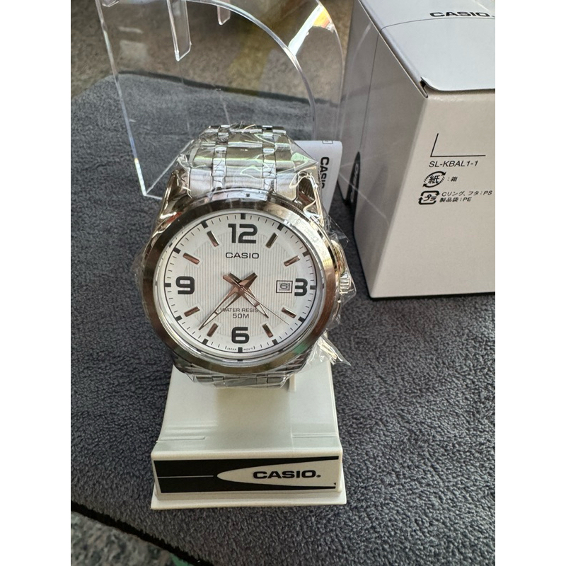 CASIO / MTP-1314D-7A / 卡西歐 簡約時尚 數字刻度 日期顯示 不鏽鋼手錶 白色 43mm | 蝦皮購物