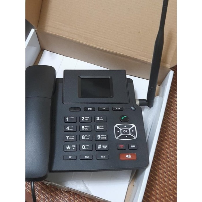 MaxCom 二手 4G LTE 桌上電話機 支援 VoLTE通話 MW 69S | 蝦皮購物