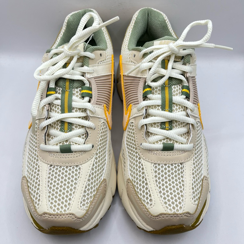 【桃園春日店】 女士 近全新 褐色 FQ6868-181 CM23.5 運動鞋 低筒NIKE | 蝦皮購物