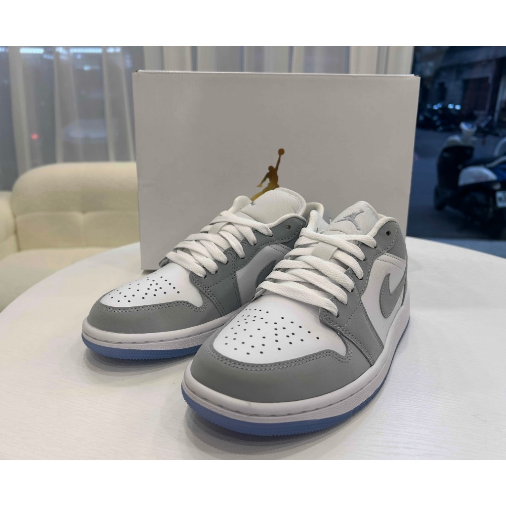 Air Jordan 1 Low Wolf Grey White 喬丹 女 小Dior 低筒 白灰 DC0774-105 | 蝦皮購物