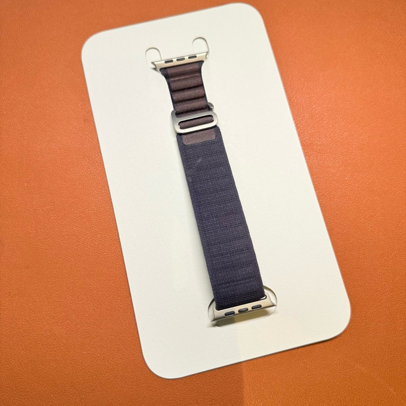 全新 Apple watch indigo alpine loop 49 公釐靛青色高山錶環 - L - 原色鈦金屬外觀 | 蝦皮購物