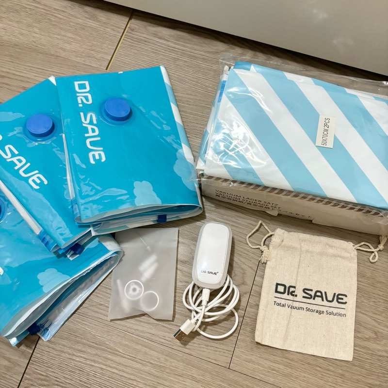 摩肯 DR. SAVE 充抽兩用真空機 插電款 含5大真空壓縮袋 二手 九成新 | 蝦皮購物