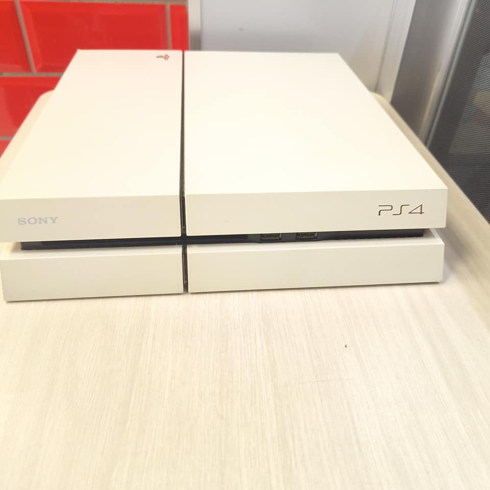 Sony PS4 A1107白色 500Gb 遊戲主機+手把 | 蝦皮購物