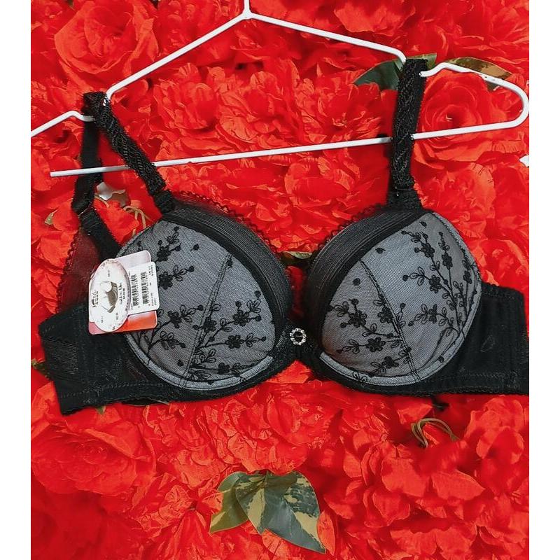 【瑪登瑪朵轉售】GRA0318 ML01V型低脊心Bra 80A=36A/85B=38B單內衣(反正都美黑) | 蝦皮購物