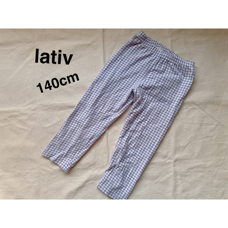 二手#lativ 女童紫色格紋內搭褲#140cm | 蝦皮購物