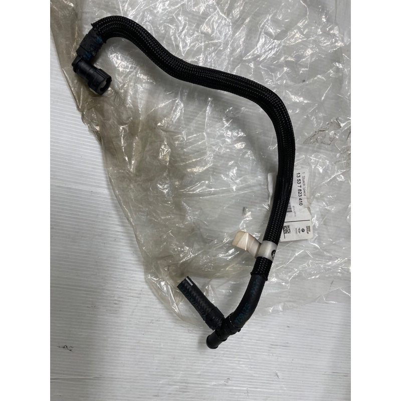BMW 13537823410 汽油管 F15 | 蝦皮購物