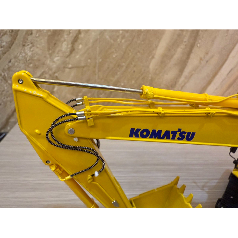 1:50 挖土機 全新現貨 小松PC450 PC400，管路細節很好，引擎蓋可開 | 蝦皮購物