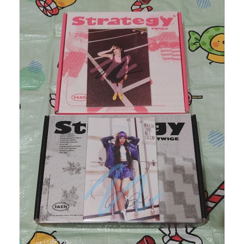 TWICE STRATEGY 美版親簽全專含預售禮 娜璉Momo 美國通路 粉版 黑版 | 蝦皮購物