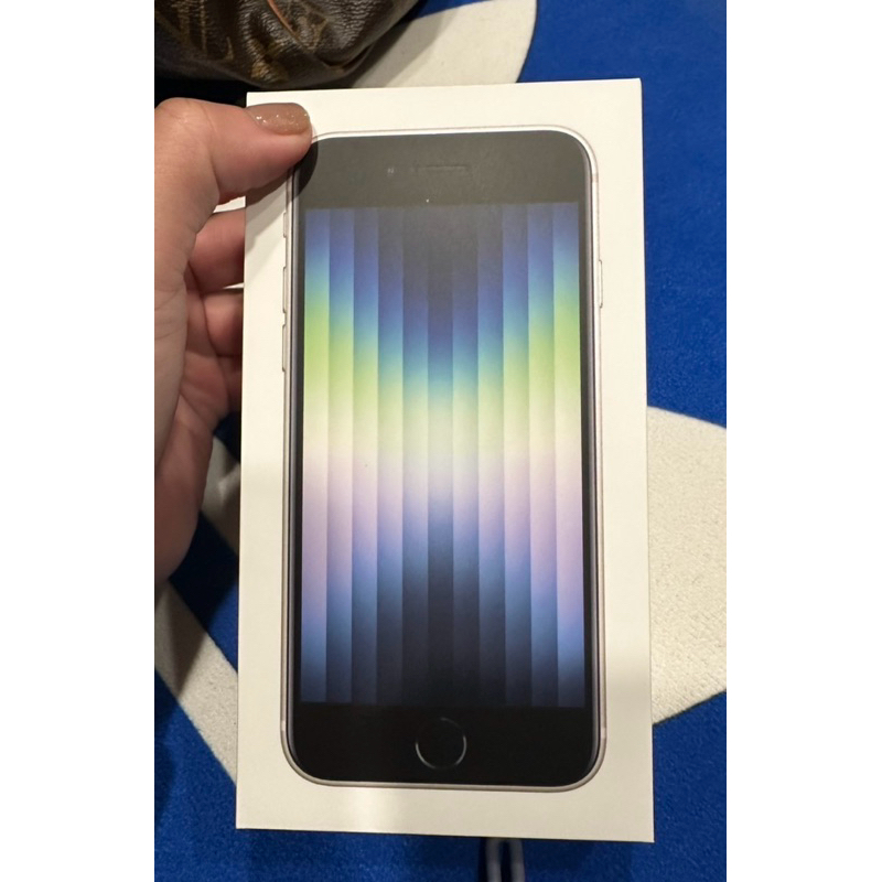 全新 未拆封 iPhone SE 3 64G 白色 | 蝦皮購物