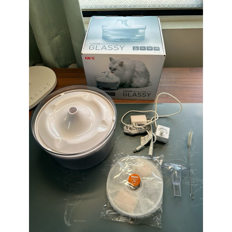 GEX 愛貓透涼感淨水飲水皿 1.5L 貓飲水器 非智能款 二手 (免運，請自行更換馬達) | 蝦皮購物
