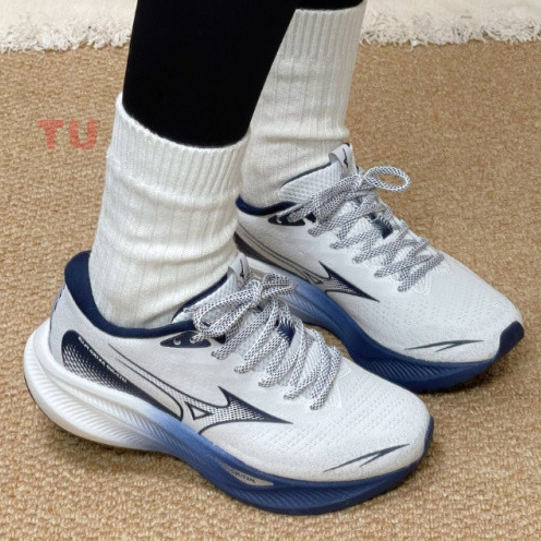 爆款 Mizuno astro plus 運動鞋 跑步鞋 防滑耐磨 慢跑鞋 減震緩震 支撐穩定 | 蝦皮購物
