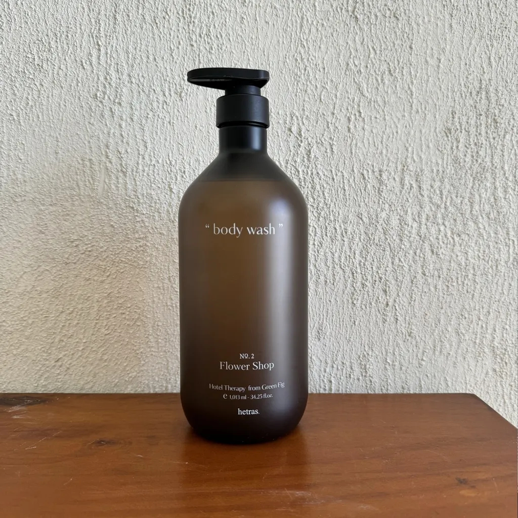 hetras. 飯店療癒沐浴乳 body wash 1013ml 韓國進口 | 蝦皮購物