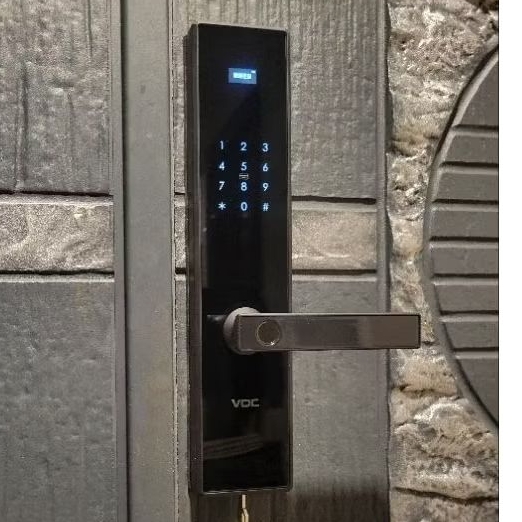 VOC X7S +＜限量優惠價衝評論＞ 電子鎖 含安裝 保固一年 智能鎖 WIFI遠端 指紋鎖 密碼鎖 卡片 鑰匙 | 蝦皮購物