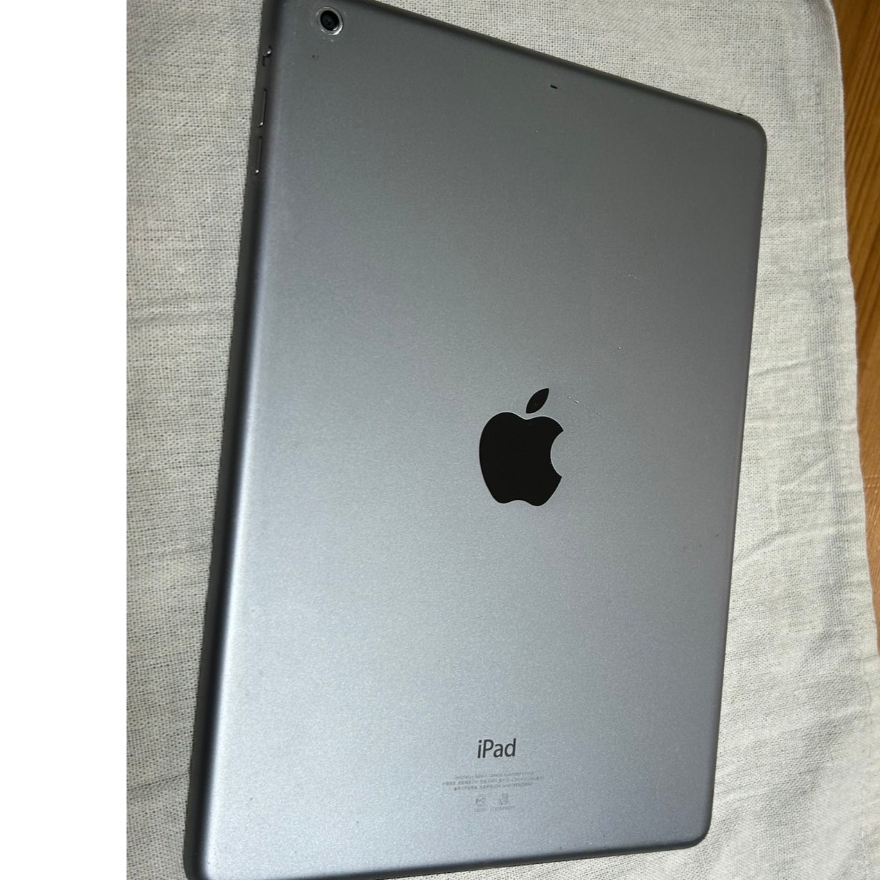 二手 iPad Air 32gb 銀色 2014年 Wifi版 A1474 功能正常 | 蝦皮購物