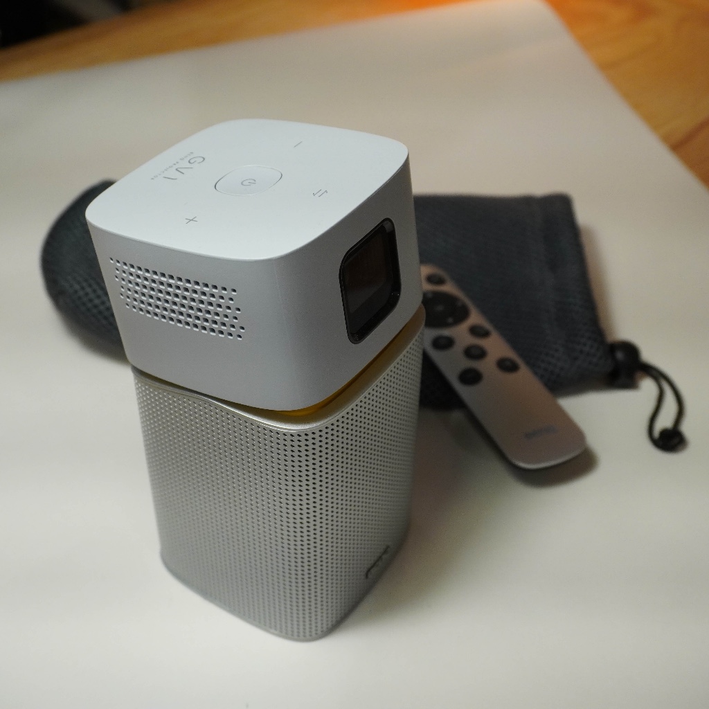 BenQ GV1 LED 無線行動投影機 露營投影機 藍牙音響 附原廠轉接頭 遙控器 | 蝦皮購物