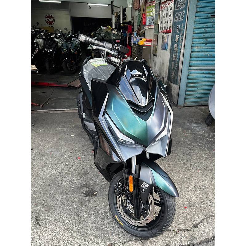 新北新莊【大偉機車行】光陽 KYMCO KRV 180 鏈條版 雙碟煞 ABS TCS 2022 | 蝦皮購物