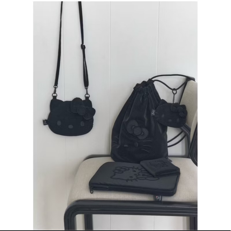 有貨🇰🇷韓國正品JOSEPH&STACEY Hello Kitty黑色凱蒂貓電腦包證件包卡包零錢包側背包三麗鷗 | 蝦皮購物