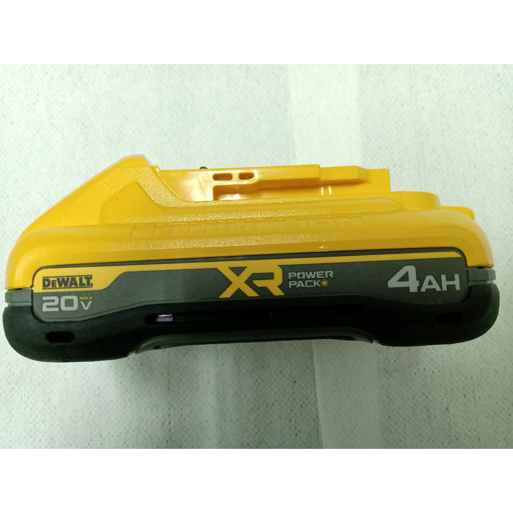 Dewalt 得偉 最新款高性能 DCB2104 4.0Ah電池 | 蝦皮購物