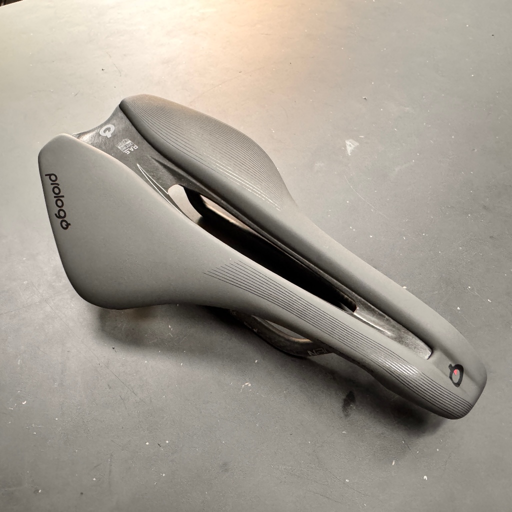 2025夏季新品prologo Dimension R2 坐墊重量139克 更輕！更薄 更舒適 寬度143 | 蝦皮購物