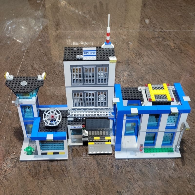 免運樂高 Lego 60047 單售載具 無人偶 警察局 警察 CITY 經典警察系列 警局 police | 蝦皮購物