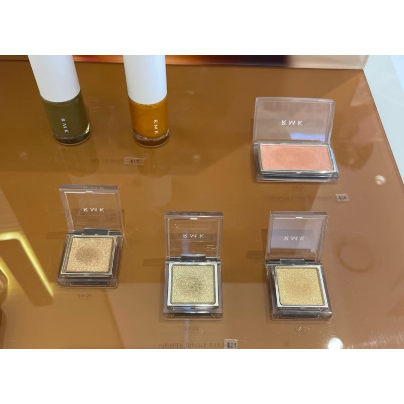 （全新專櫃貨）RMK日系彩妝 不設限單色眼影 EX01/EX02/EX03 | 蝦皮購物