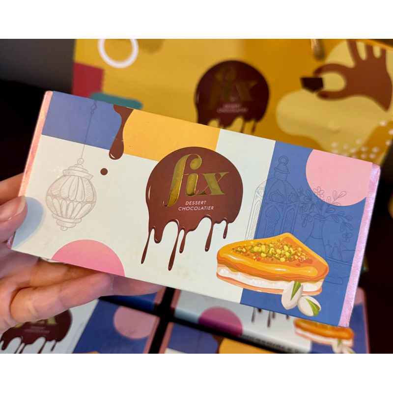《FIX Dessert Chocolatier》正宗杜拜開心果巧克力 網路爆紅正品 杜拜直送台灣現貨 | 蝦皮購物