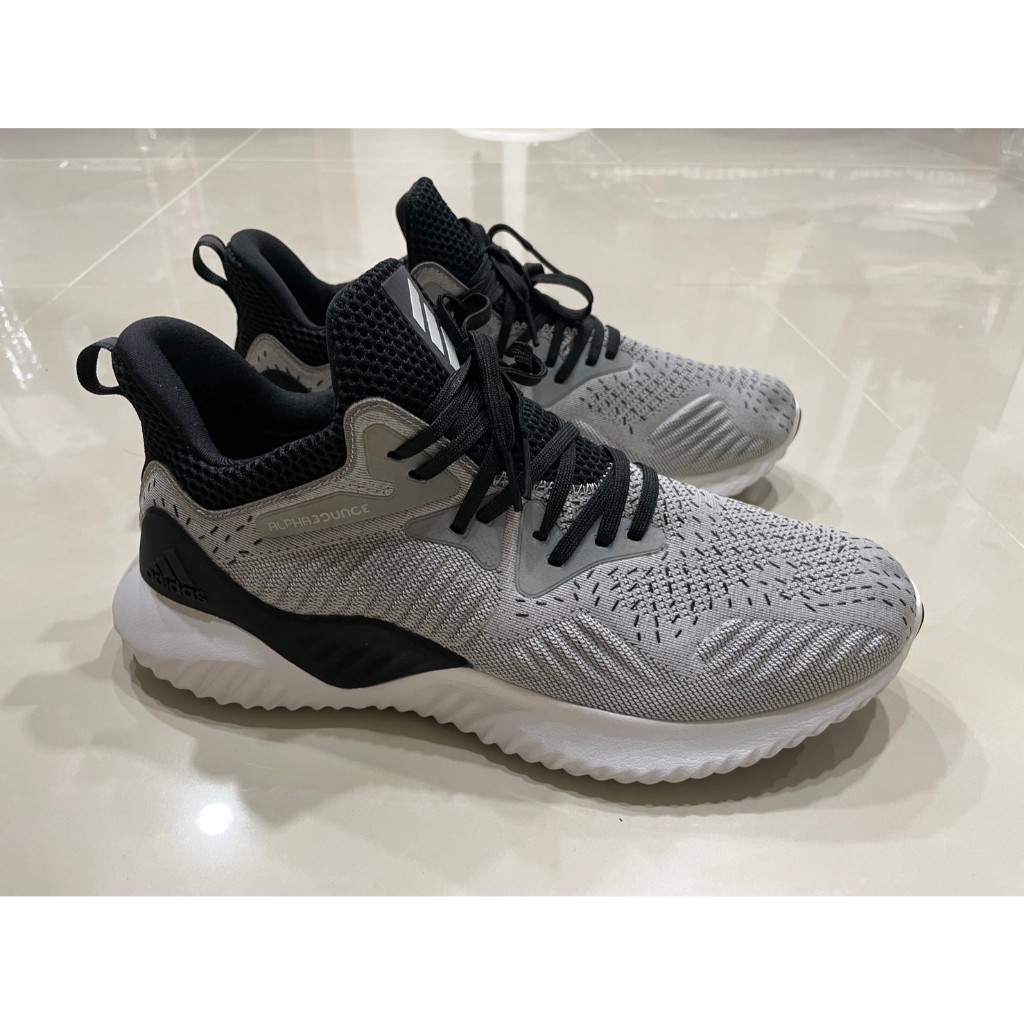 小虎.挖寶庫。全新adidas alphabounce beyond m【US8.5號】型號DB1118。德國馬牌鞋 | 蝦皮購物