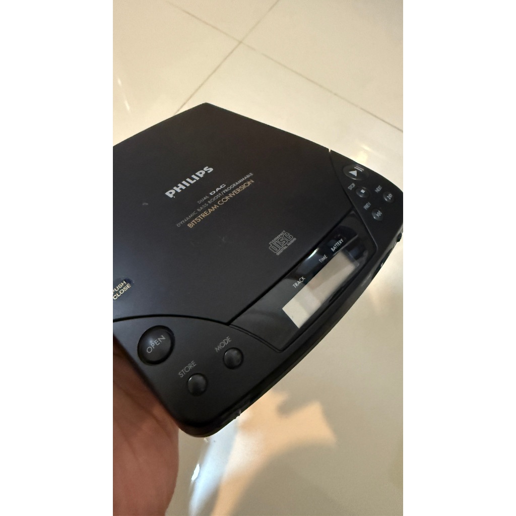 稀少 日本內銷機 PHILIPS CD隨身聽 AZ 6821 雙1 位元 D/A 保存功能良好 隨附高音質耳機 | 蝦皮購物