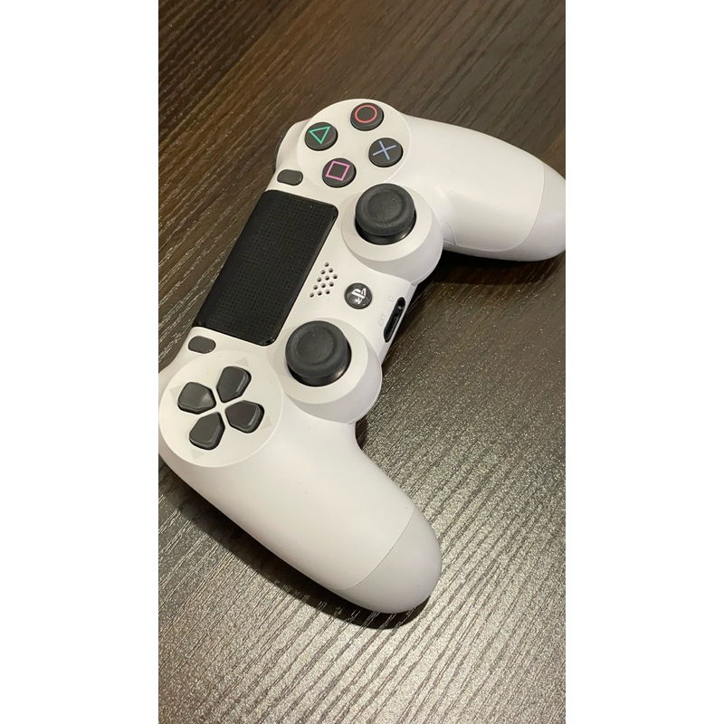 PS4 白色手把 無限控制器 原廠台灣公司貨 九成新 | 蝦皮購物
