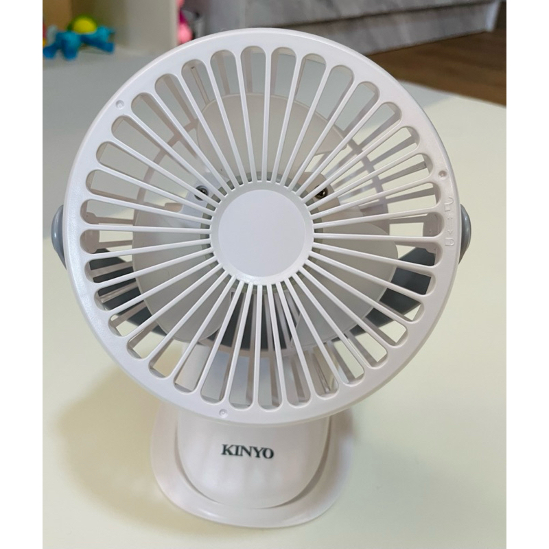 Kinyo UF-168 多功能夾/立式小風扇 充電式 | 蝦皮購物