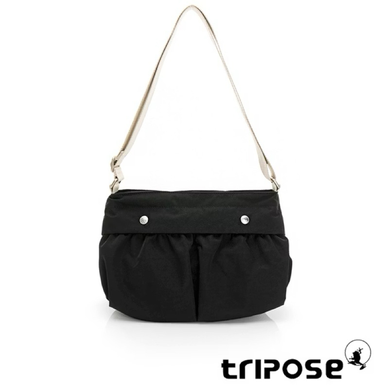 tripose DIAZ微皺尼龍輕量抓皺半圓斜背包-經典黑 TPAXT023002AB4 NT$2880 | 蝦皮購物