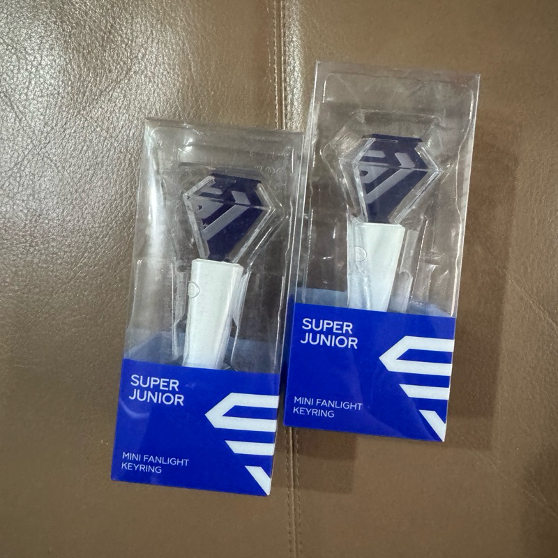 現貨｜全新 韓國帶回 Super Junior SJ 小手燈 手燈鑰匙圈 利特 希澈 藝聲 東海 銀赫 始源 厲旭 圭賢 | 蝦皮購物
