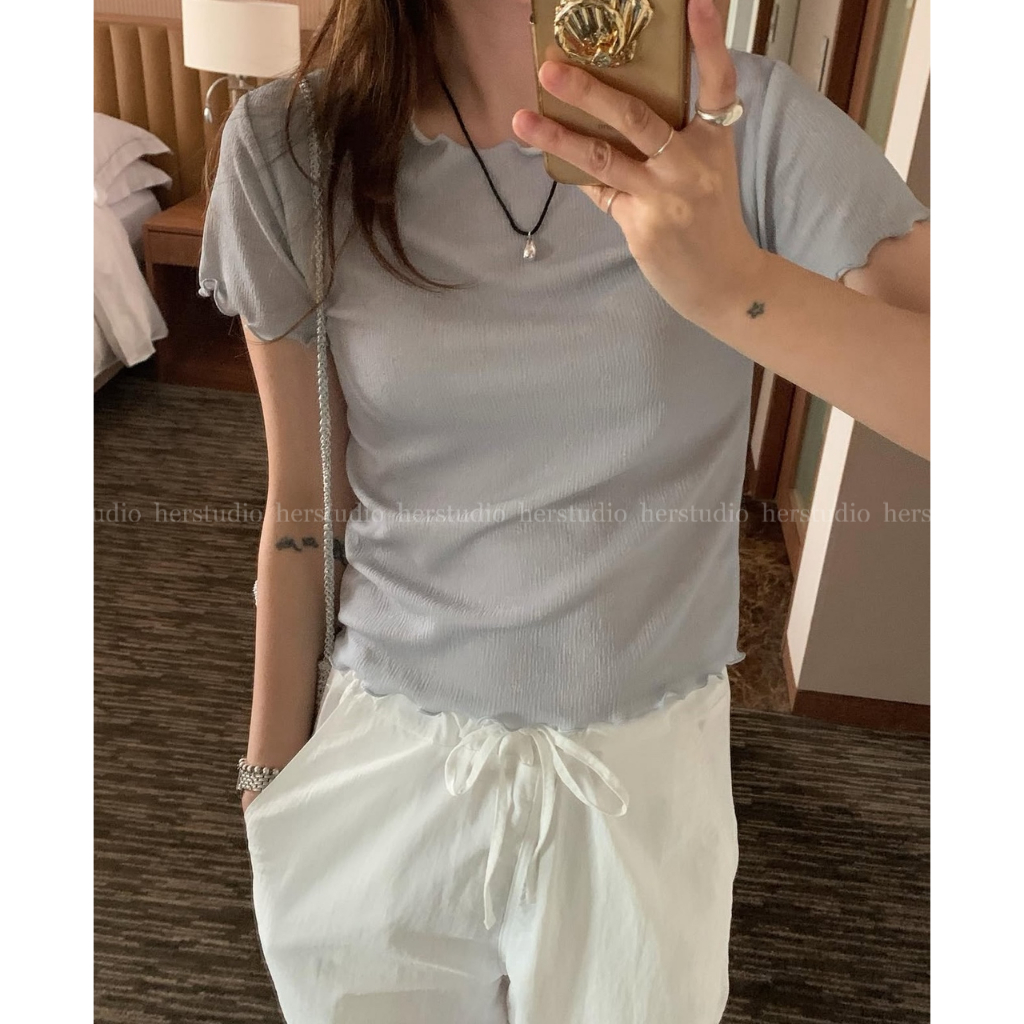 HERStudio韓國代購 細褶捲邊碎花T(2col) | 蝦皮購物