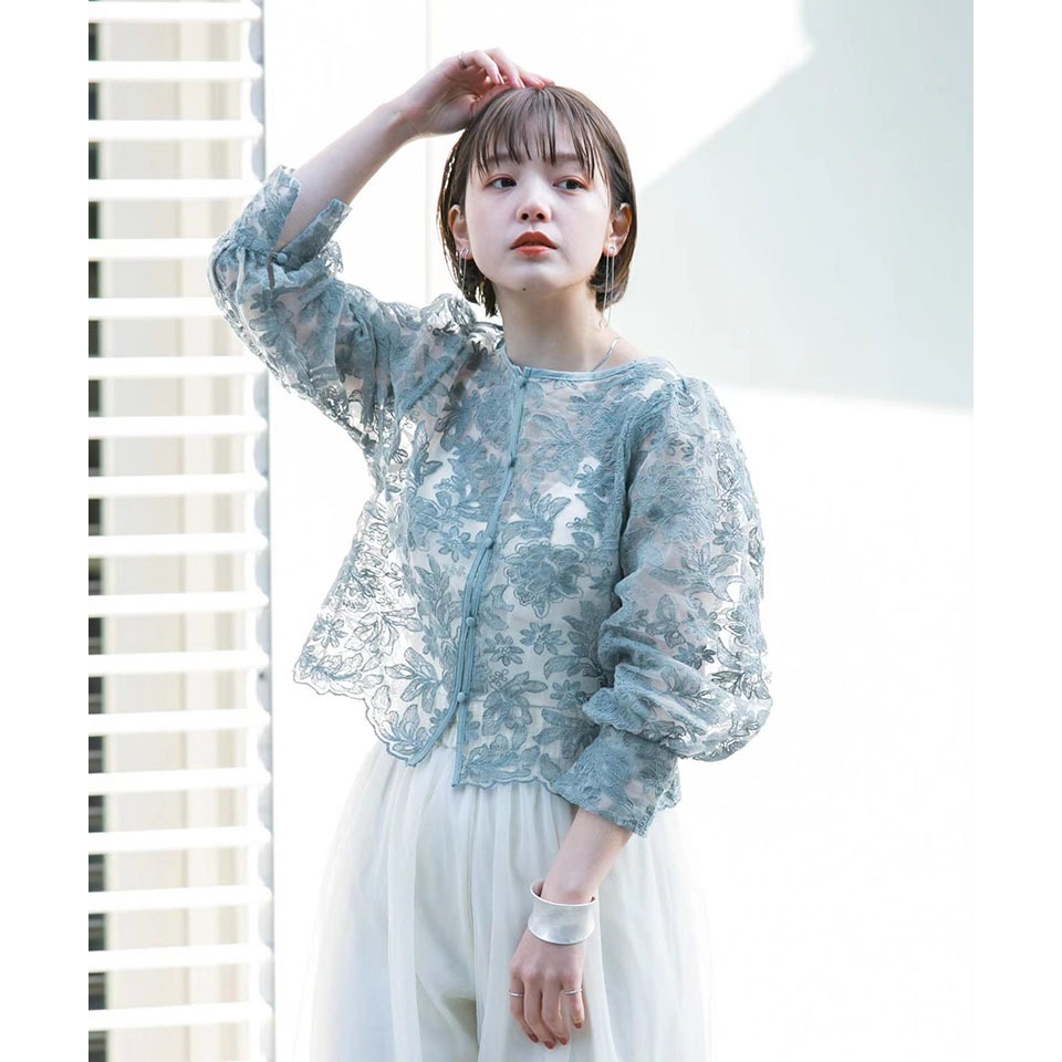 【WildLady】特 日本日系復古質感刺繡歐根紗透視感前後兩穿排扣襯衫 上衣kbf | 蝦皮購物